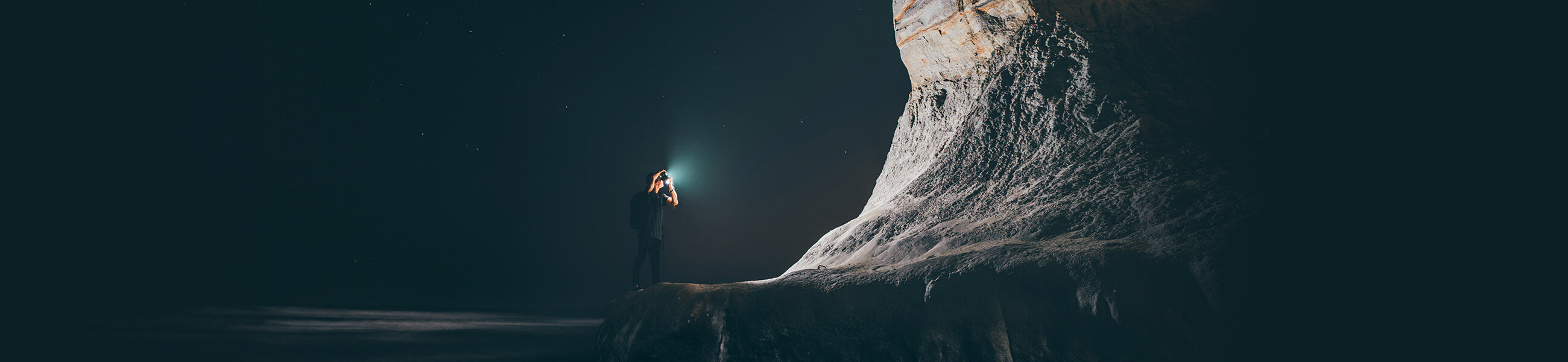 Night Photography Lighting - Best LED Lights For Night Photographers ...