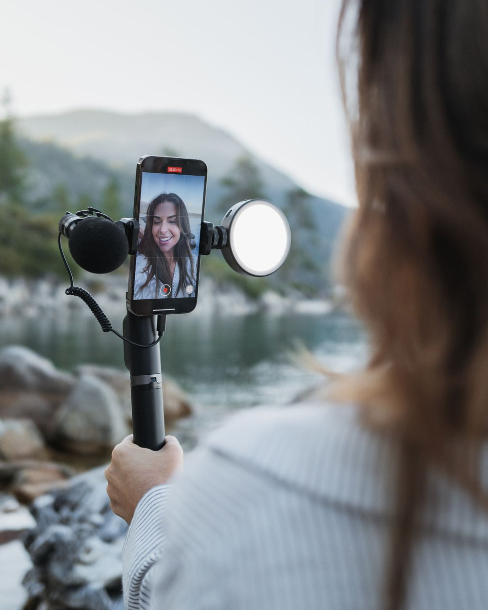 Mobile Creator Kit 2.0 - All-in-One Mobile Content Lighting & Audio Kit